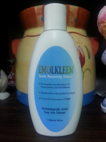 EMOLKLEEN Gentle Moisturizing Cleanser review
