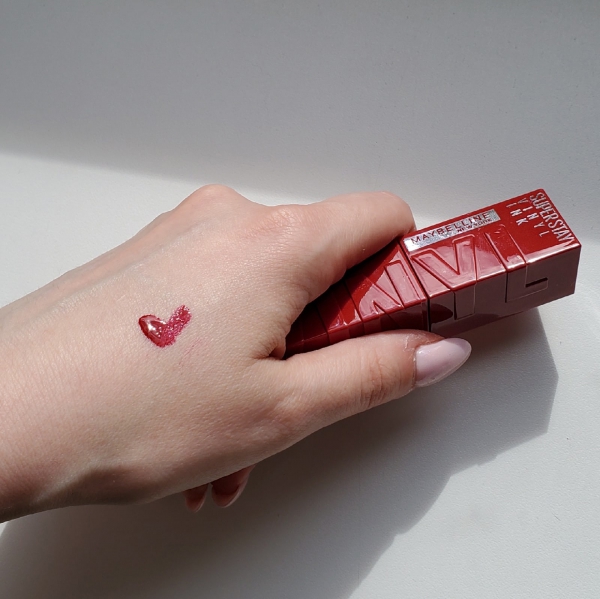 MAYBELLINE SuperStay Vinyl Ink Longlasting Liquid Lipstick 50 Wicked review