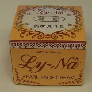 Ly Na Pearl Face Cream 0.353 oz review