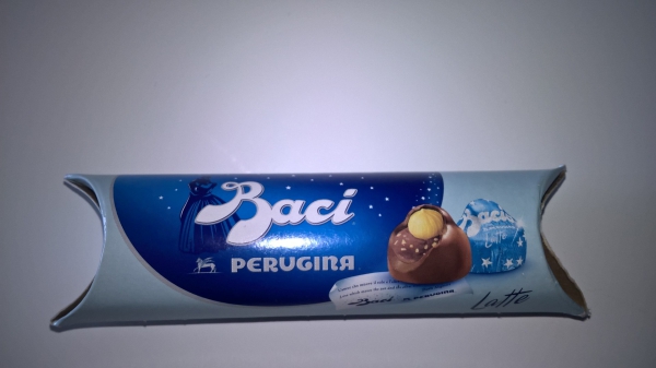 Baci Perugina Milk, pralines by Nestle review