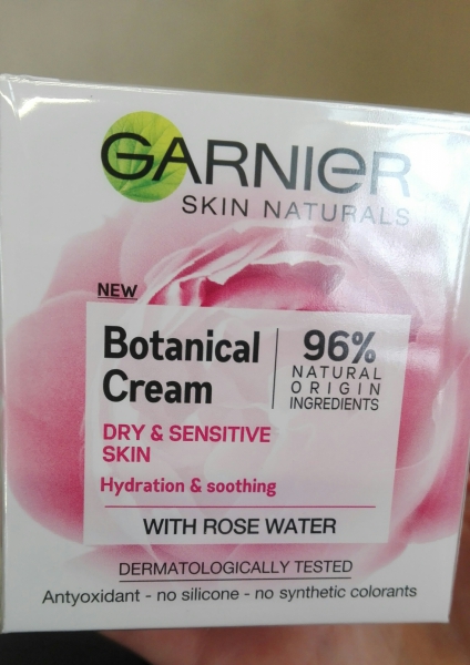 Garnier Botanical Cream for Dry and Sensitive Skin review